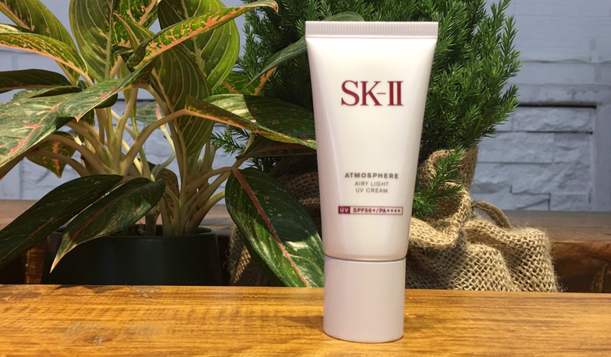 Kem chống nắng SK-II Atmosphere Airy Light UV Cream